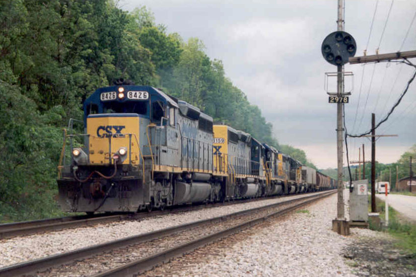 CSX 8426 westbound